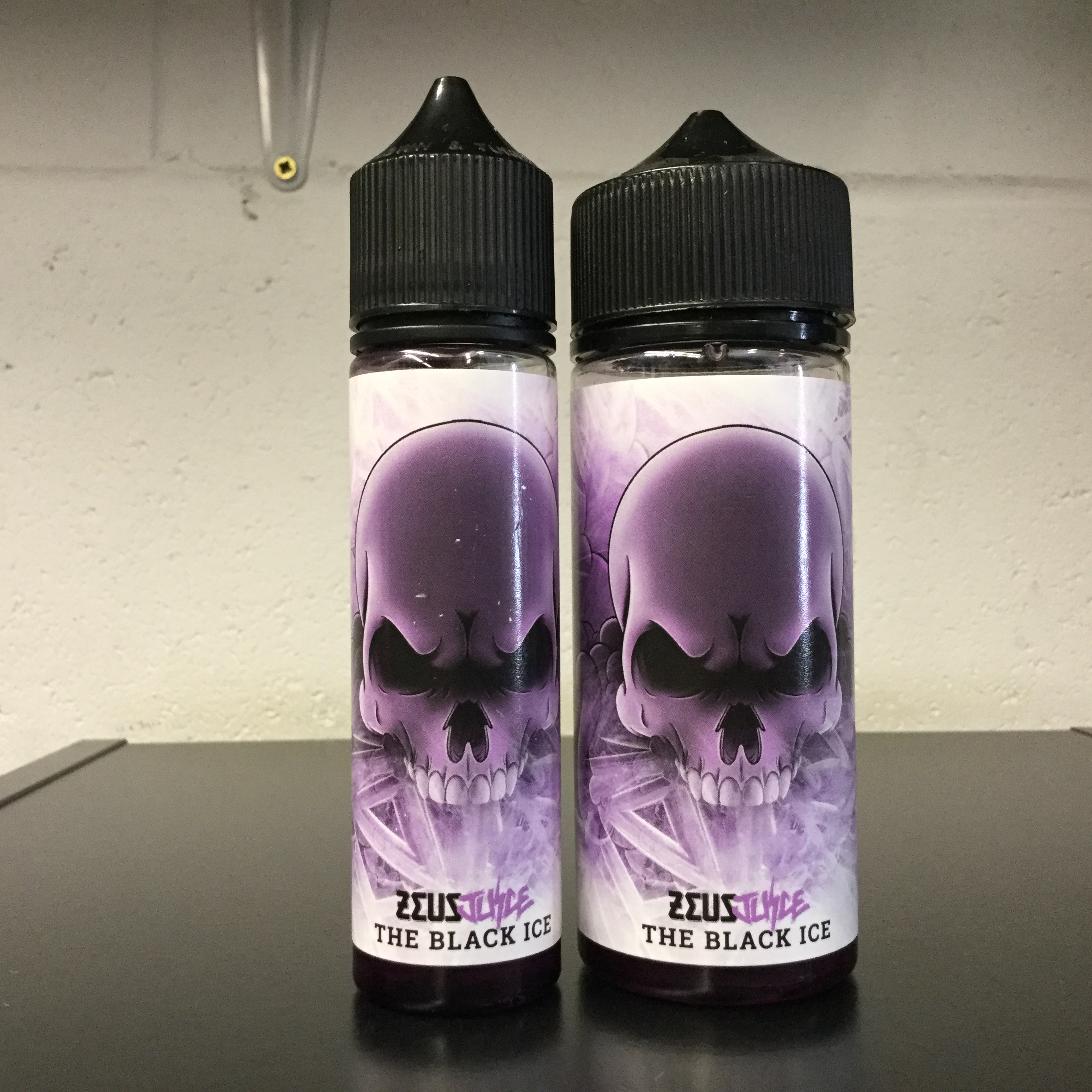 Zeus Juice – The Black Ice – Vape It Easy